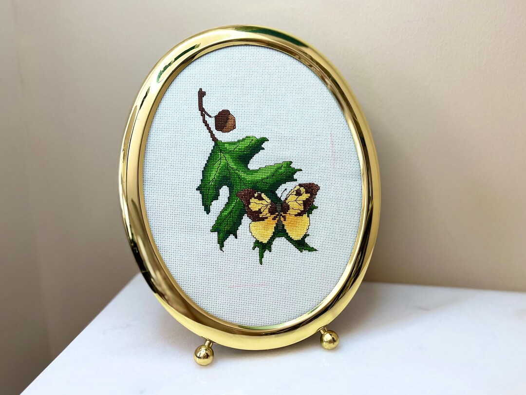 Butterfly Needlepoint in Solid Brass Oval Photo Frame (8 X 10 ...
