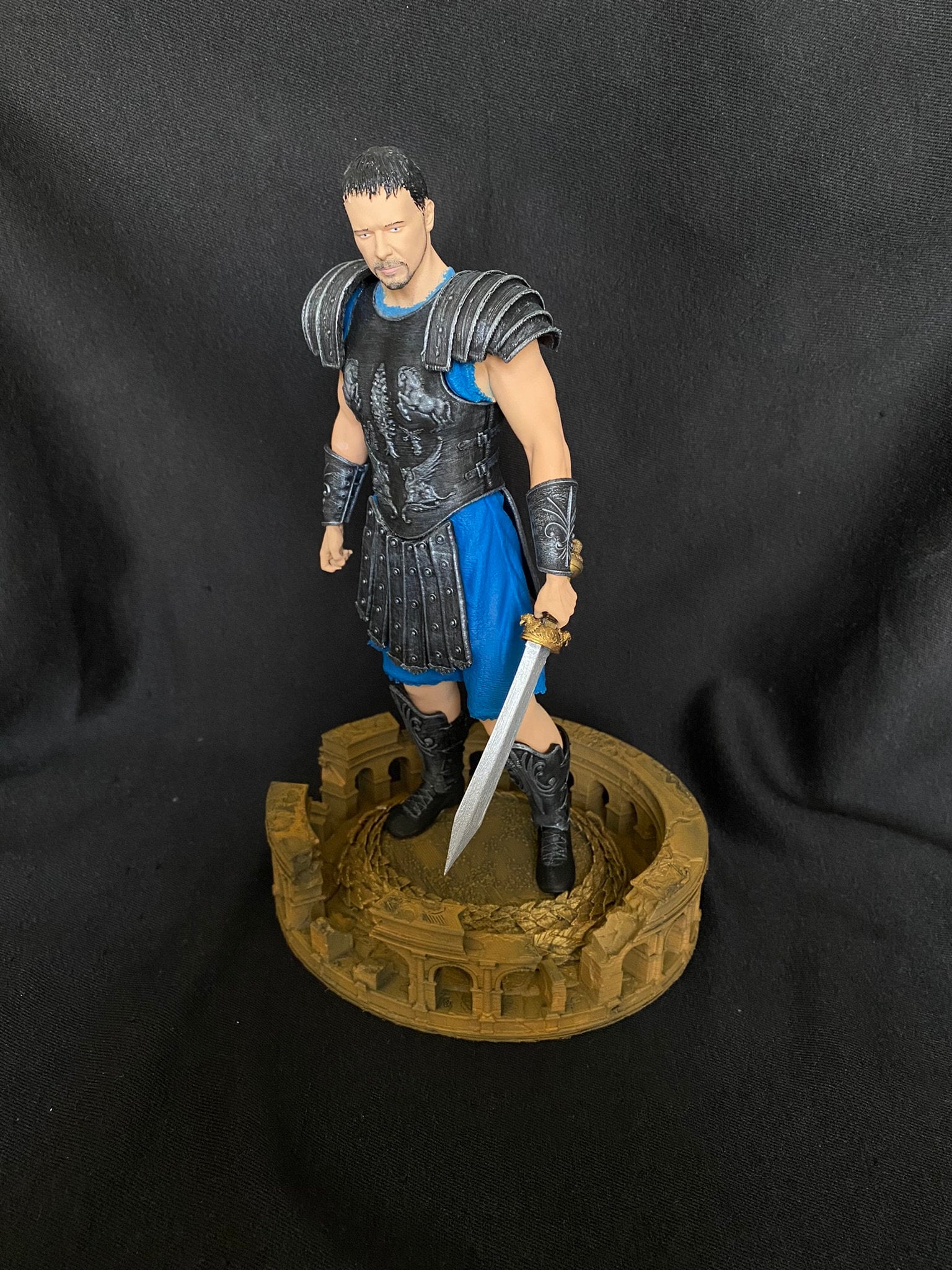 The Gladiator General Maximus Statue Russell Crowe Sculpture 3d ...