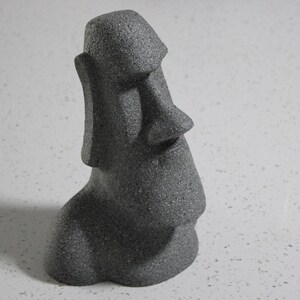 Moai Statue of Esteemed Gentleman | Unique Decorative Art for Home ...