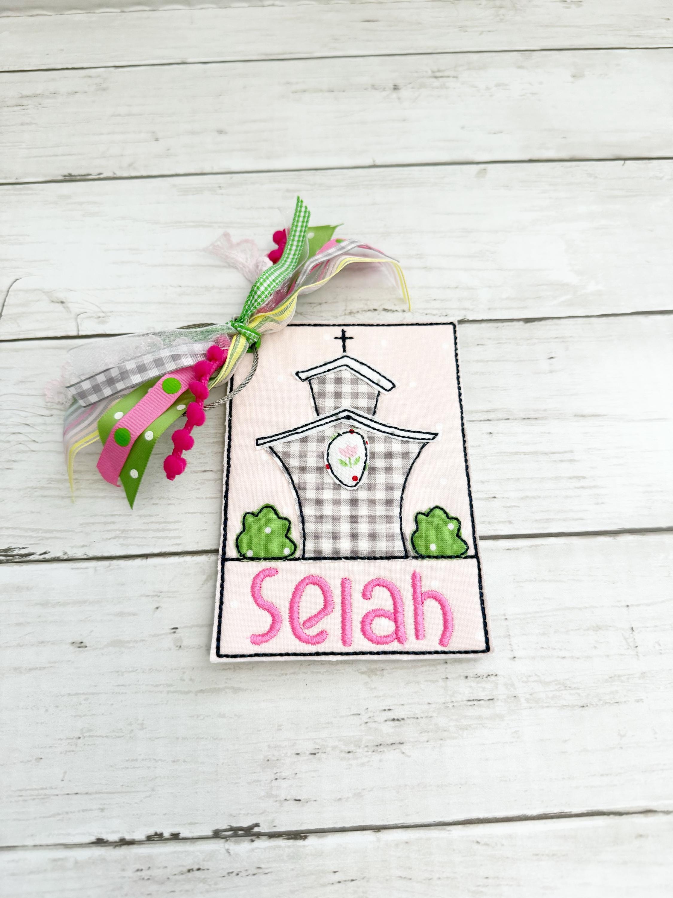 Church Bag Tag With Appliqued Bow and Personalization - Etsy