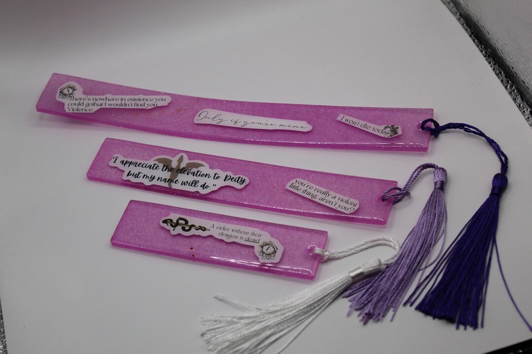 Fourth Wing Bookmarks (3 Pack) - Etsy