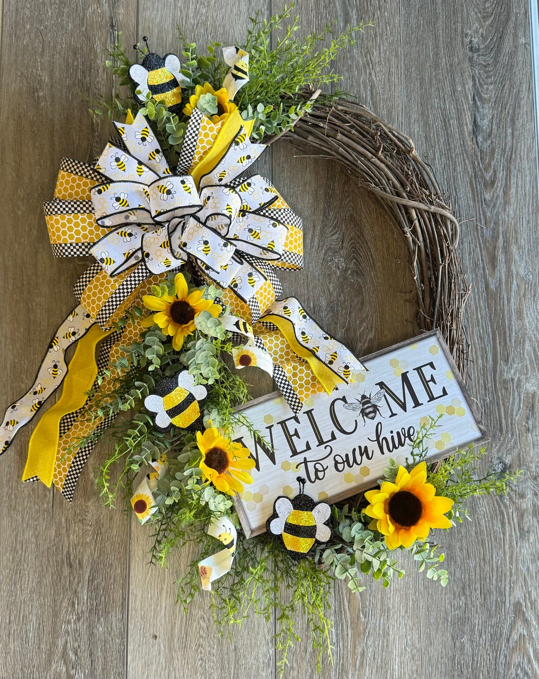 Bumblebee Wreath for Front Door, Summer Bee Wreath, Spring Bee Wreath ...