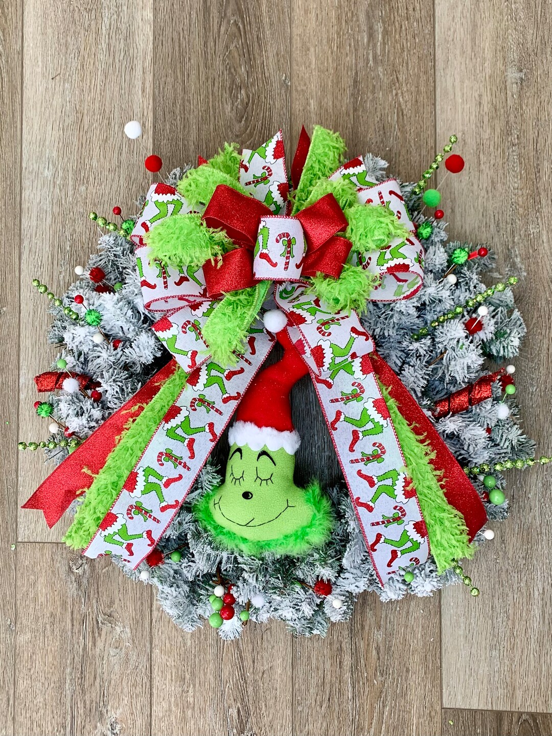 Grinch Christmas Wreath, Flocked Christmas Wreath, Grinch Winter Wreath ...