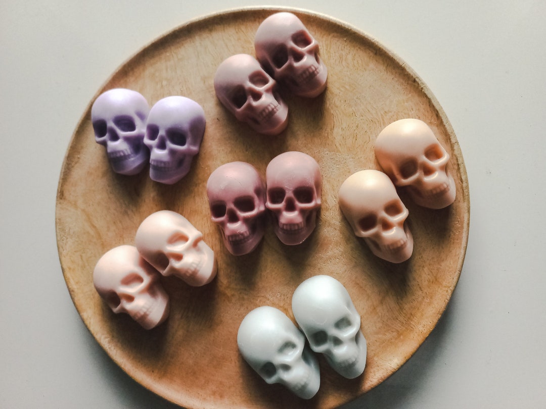 FESTIVAL METAL Box: 12 Scented Skull Melts 6 Scents - Etsy