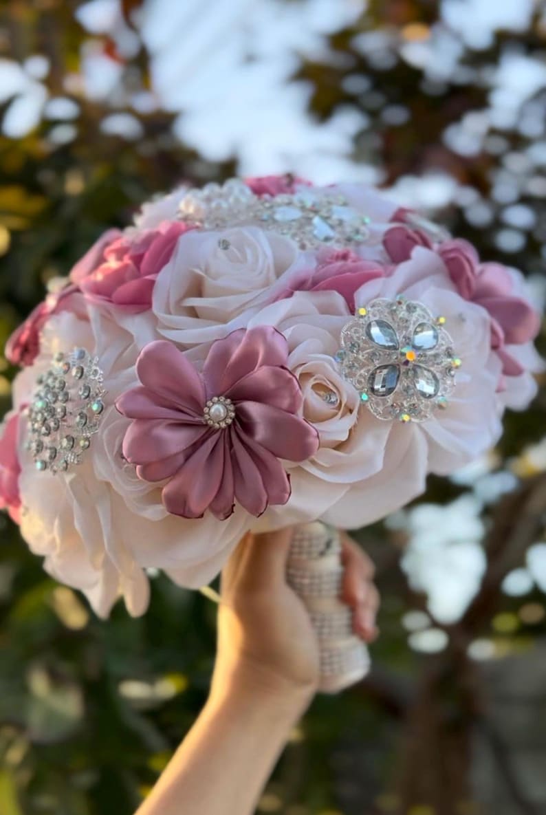 Ramos De Quince, Flower Bouquet for Sweet 16 - Etsy