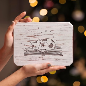 Cute Sleepy Cat on Stack of Books Hand Drawn Digital SVG PNG DXF Cut ...