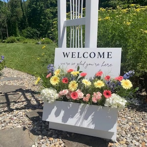 Flower Box Welcome Sign Decal: Wedding Decor DIY - Etsy UK