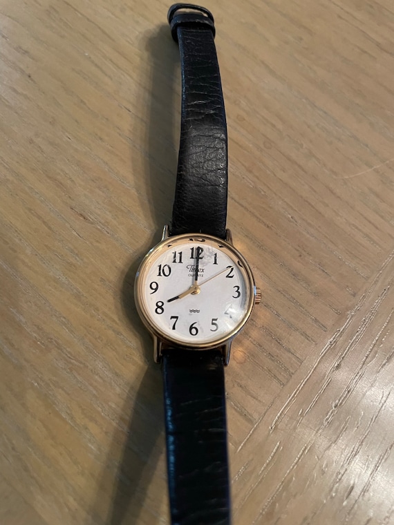 Vintage Timex Water Resistant black face wind up watc… - Gem