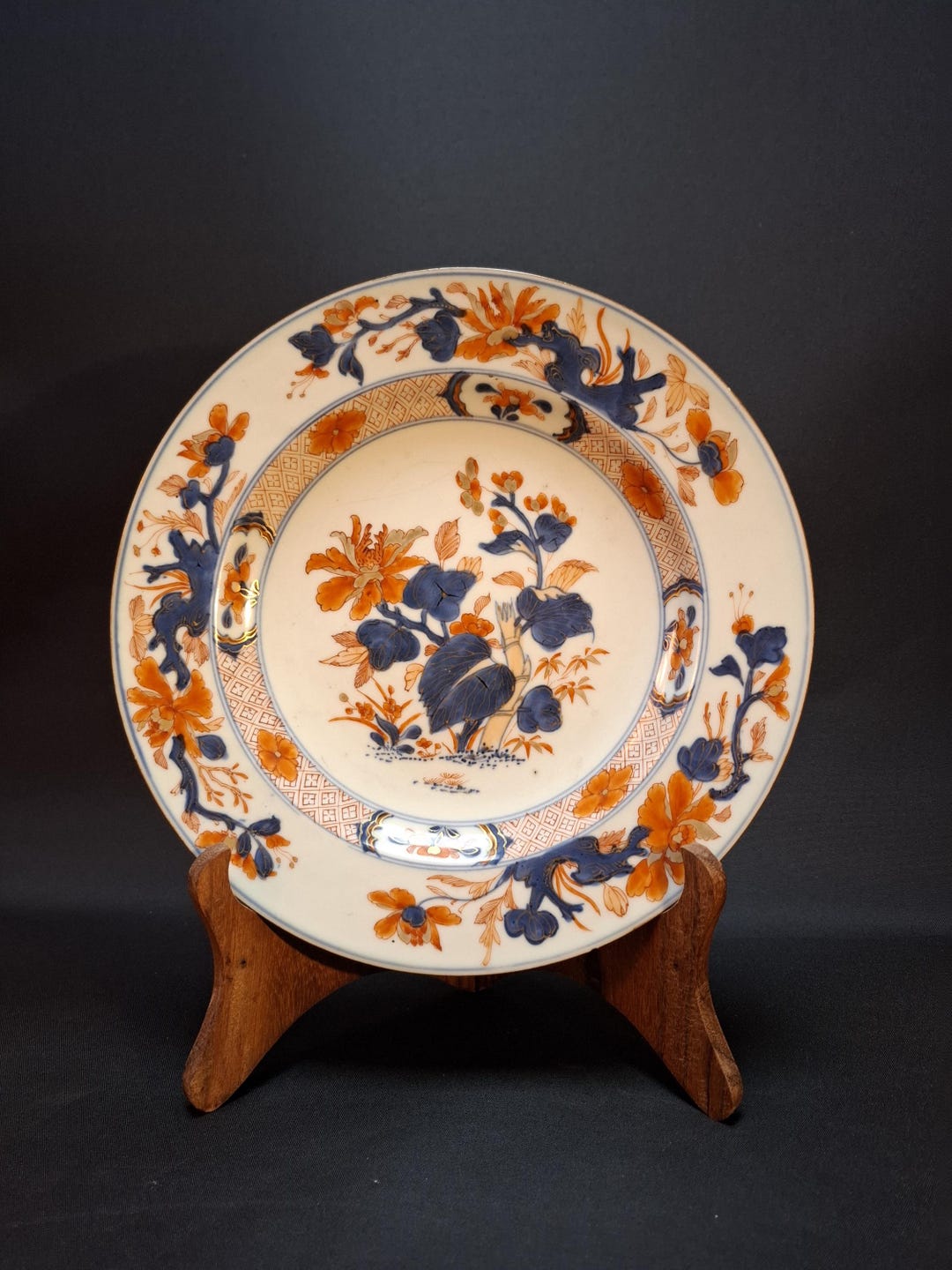 Antique Chinese Imari Qianlong Plate – Tobacco Leaf Symbol of ...