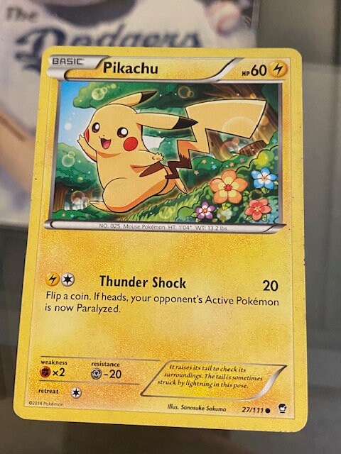 Pikachu Thunder Shock 60 HP Pokemon Trading Card Rare Pika Great ...