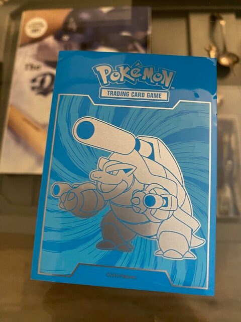 Pikachu Thunder Shock 60 HP Pokemon Trading Card Rare Pika Great ...