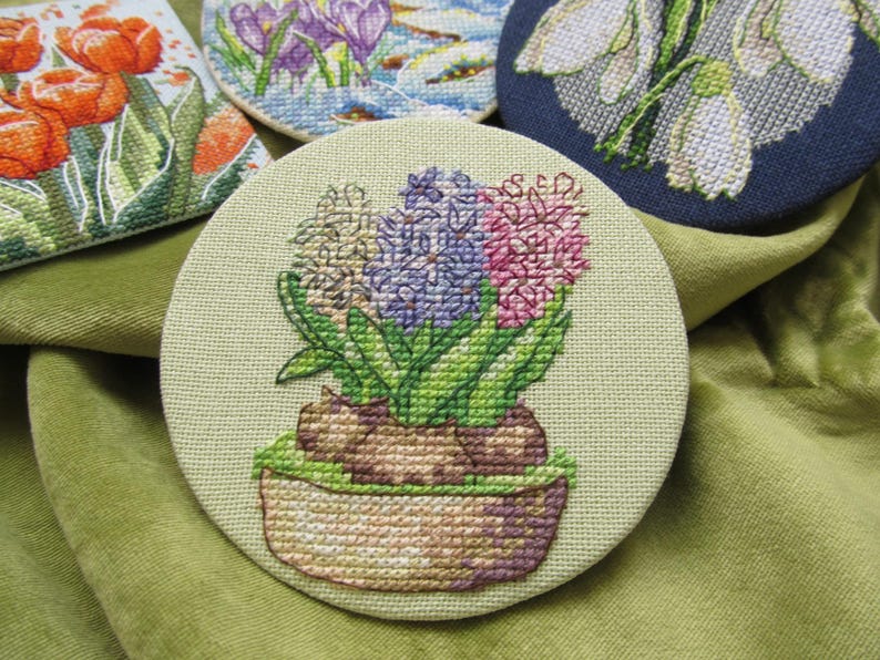 Hyacinth Cross-stitch Pattern ; Spring Flower Embroidery ; Flowers ...