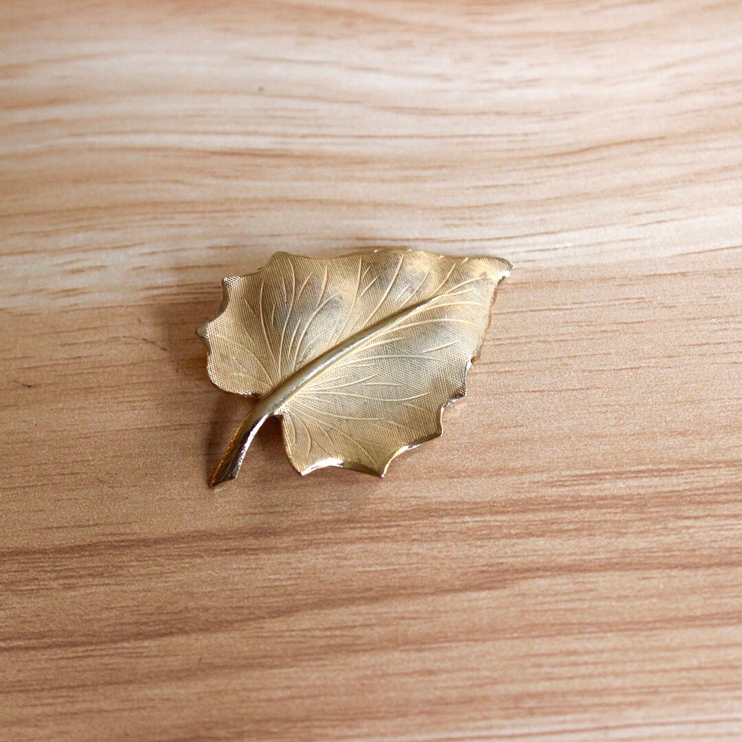 Leaf Pin Vintage Gold-filled - Etsy