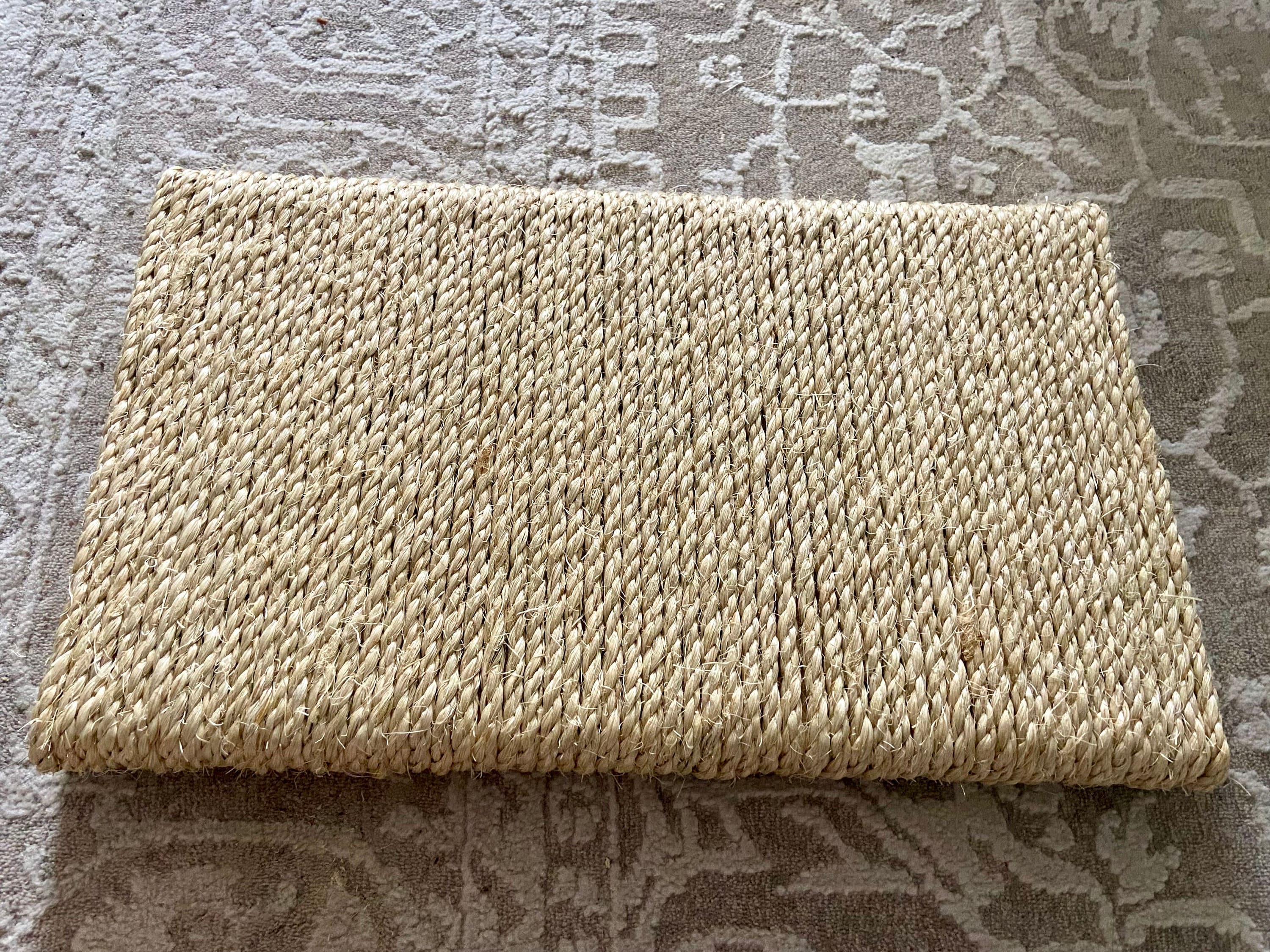 Extra Wide Floor Cat Scratcher Pad, Scratching Post for Cat, Mess Free ...