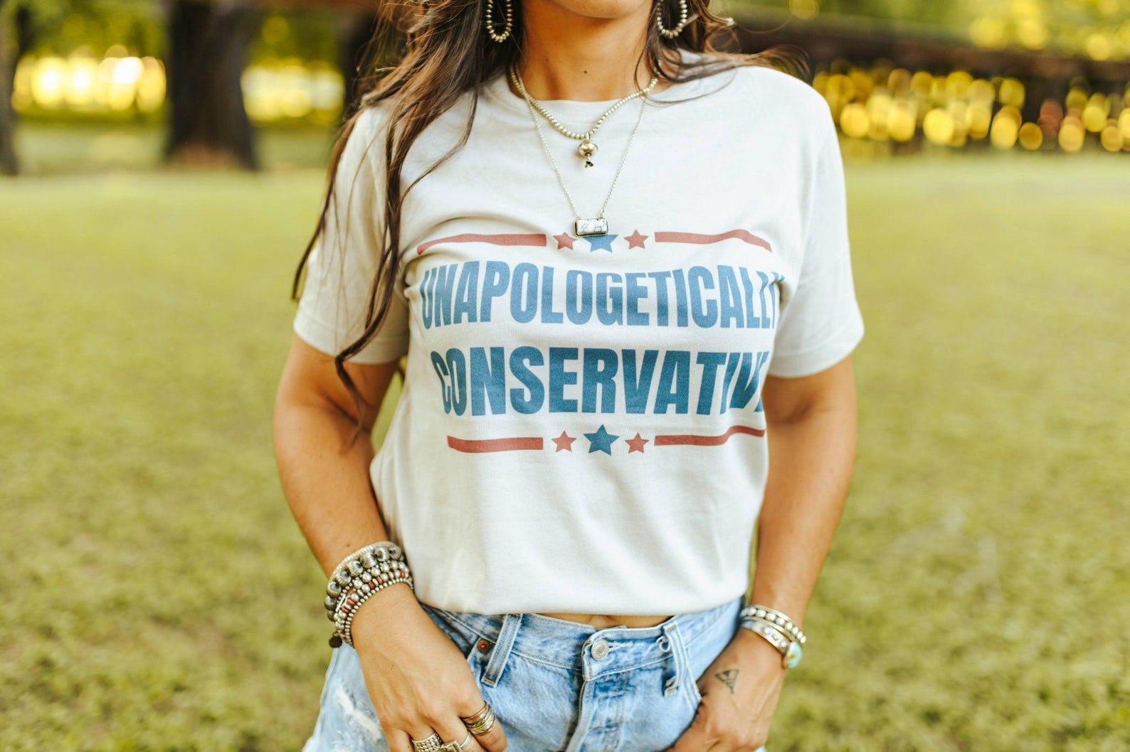 Unapologetically Conservative Graphic Tee - Etsy