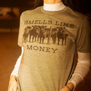 Smells Like Money Graphic Tee - Etsy