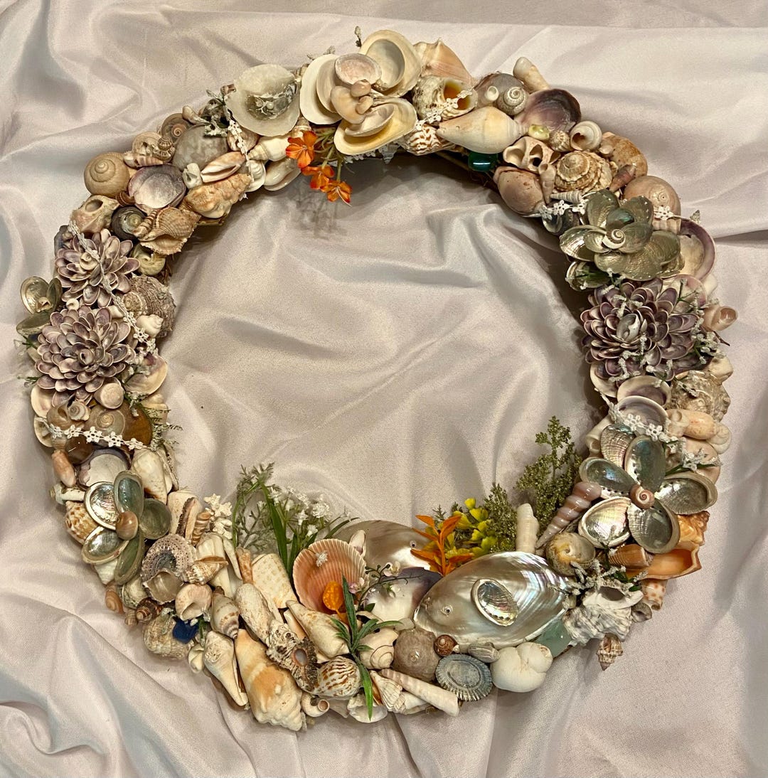 Coastal CALIFORNIA SHELL WREATH - Etsy