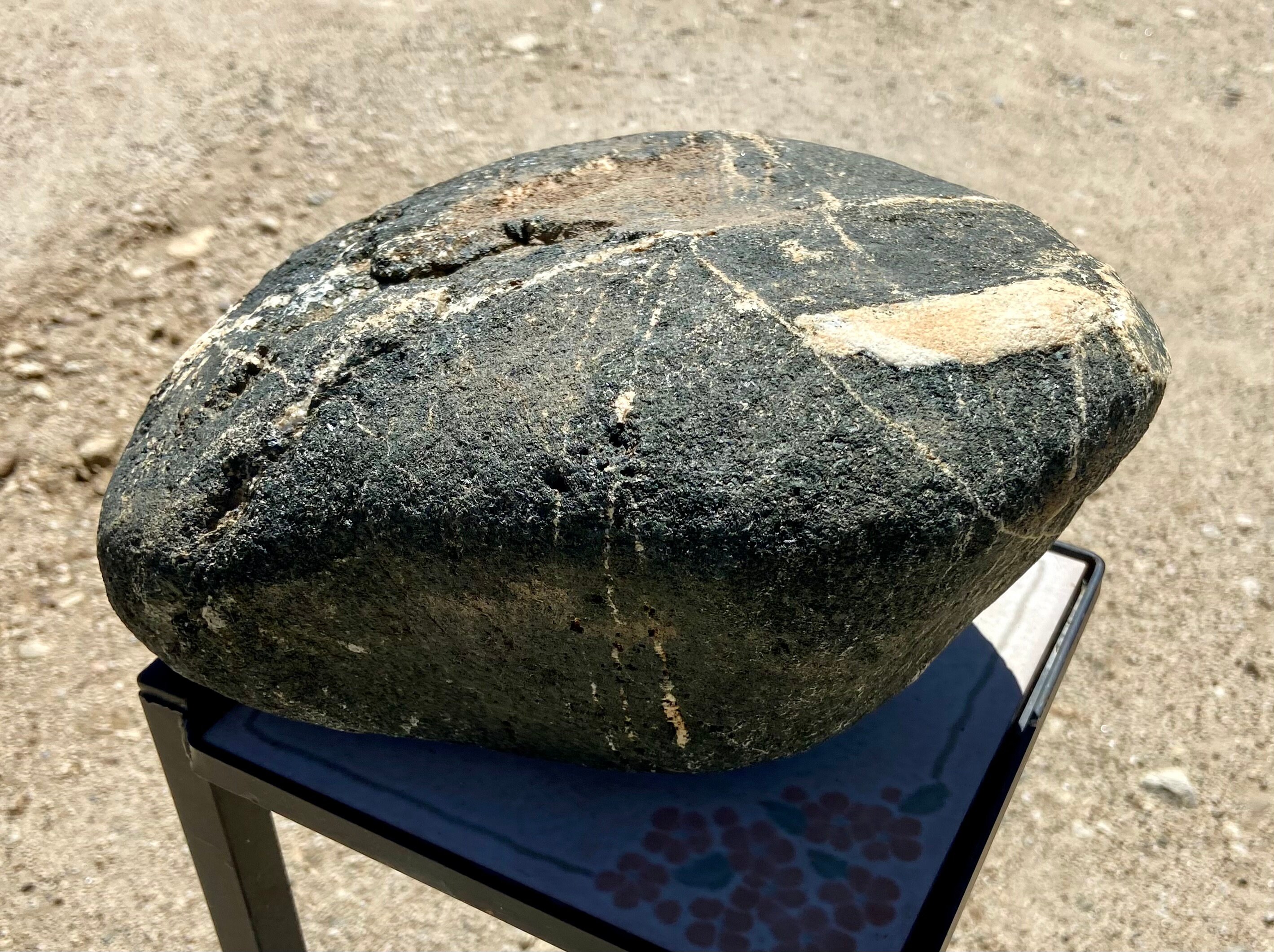 BASALT VULCAN'S PILLOW Lava Rock, Volcano, Landscape, Terrarium, Pond ...