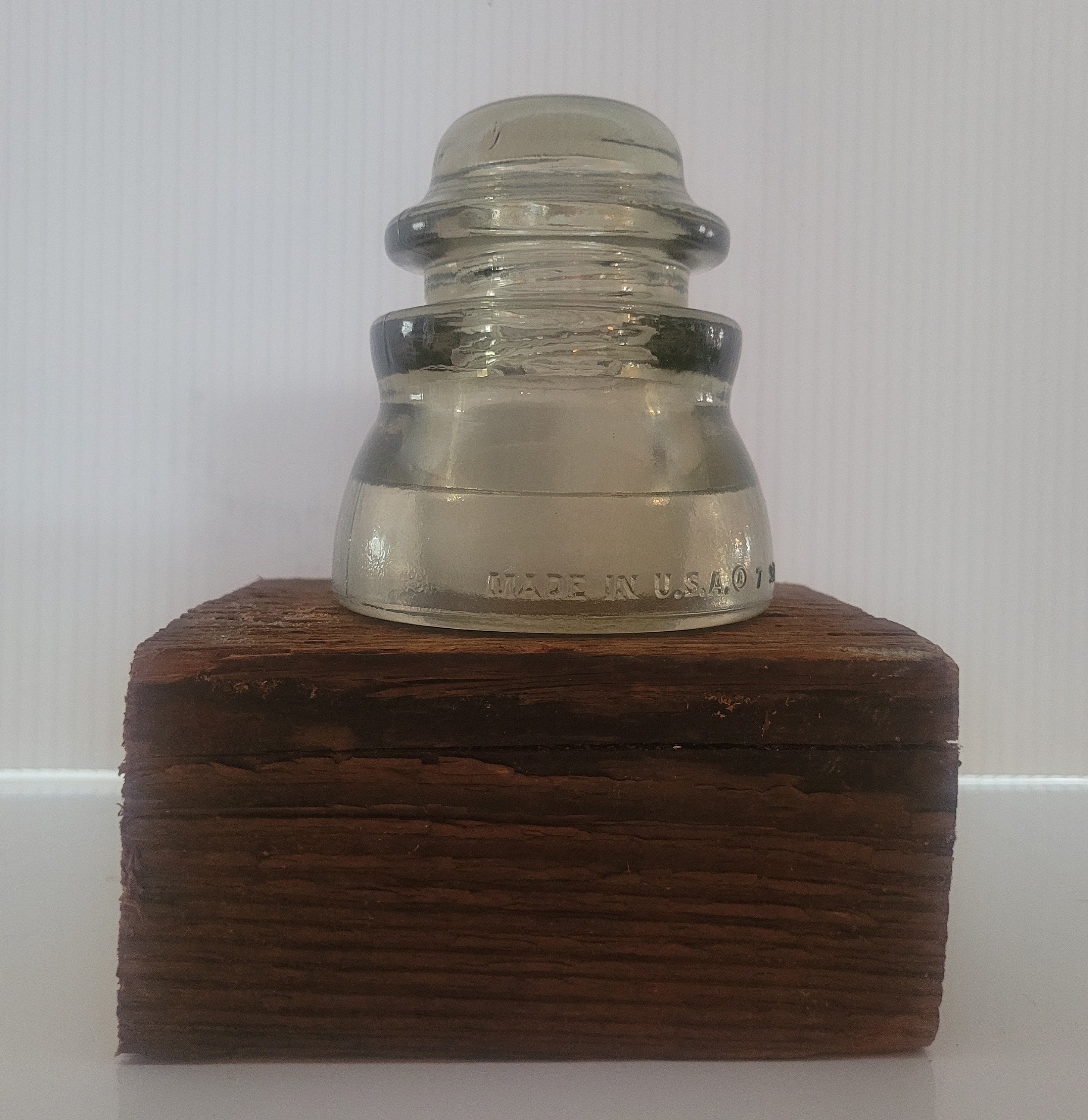 Vintage Armstrong DP1 Insulator With Night Light CD 155 MADE IN U.S.A ...