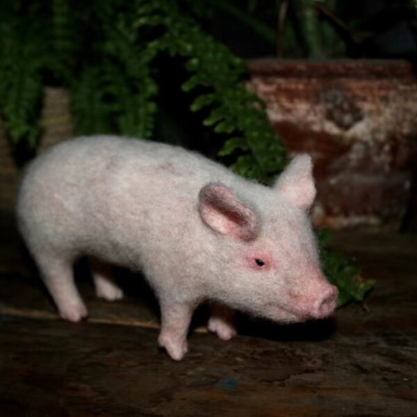 Felt Pig - Etsy