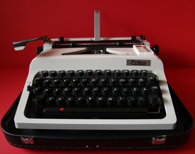Vintage Robotron Erika Typewriter - Etsy