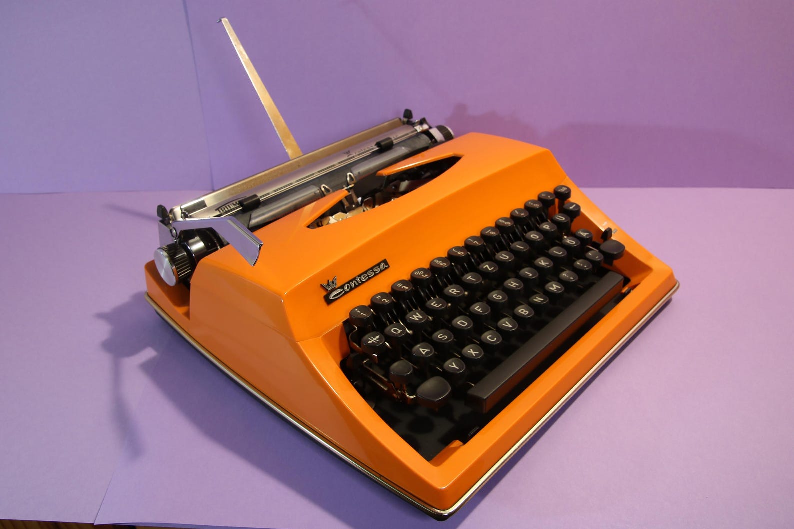 Cursive Triumph Adler Contessa Deluxe Made in Germany Beautiful Orange ...