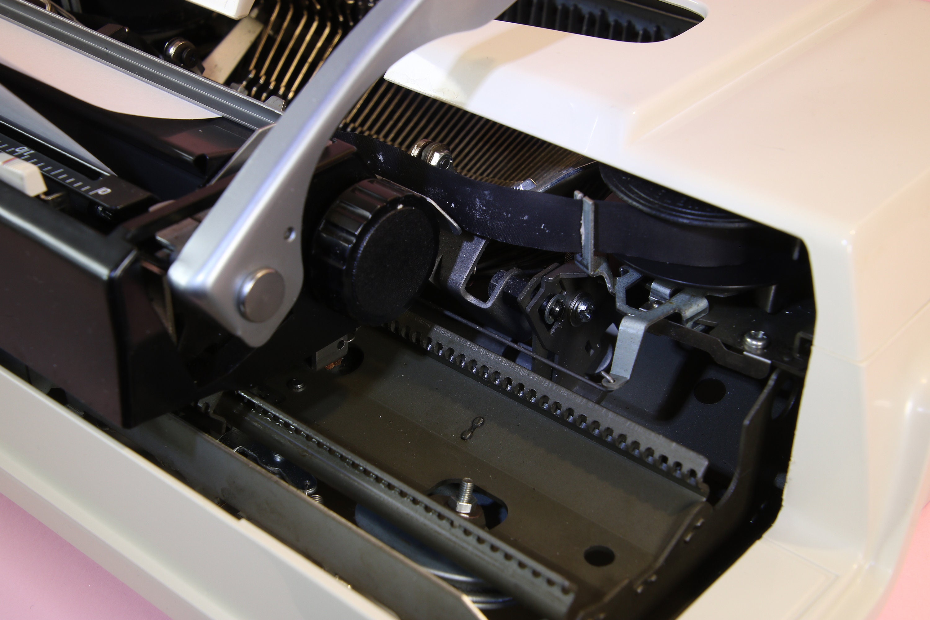 Devanagari-nepali Layout Vintage Brother Deluxe 750TR Portable Suitcase ...