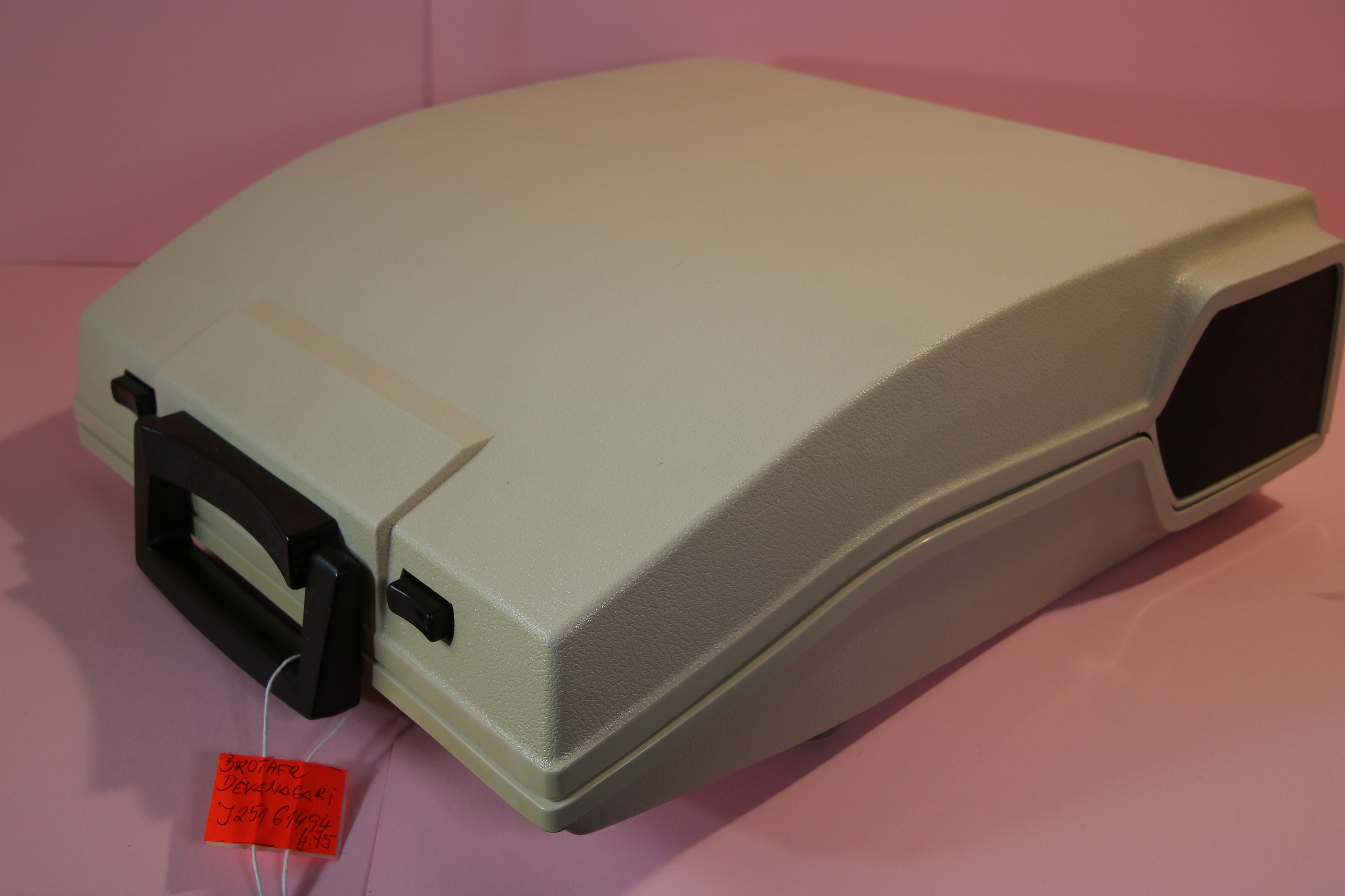 Devanagari-nepali Layout Vintage Brother Deluxe 750TR Portable Suitcase ...