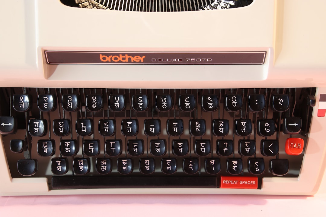Devanagari-nepali Layout Vintage Brother Deluxe 750TR Portable Suitcase ...