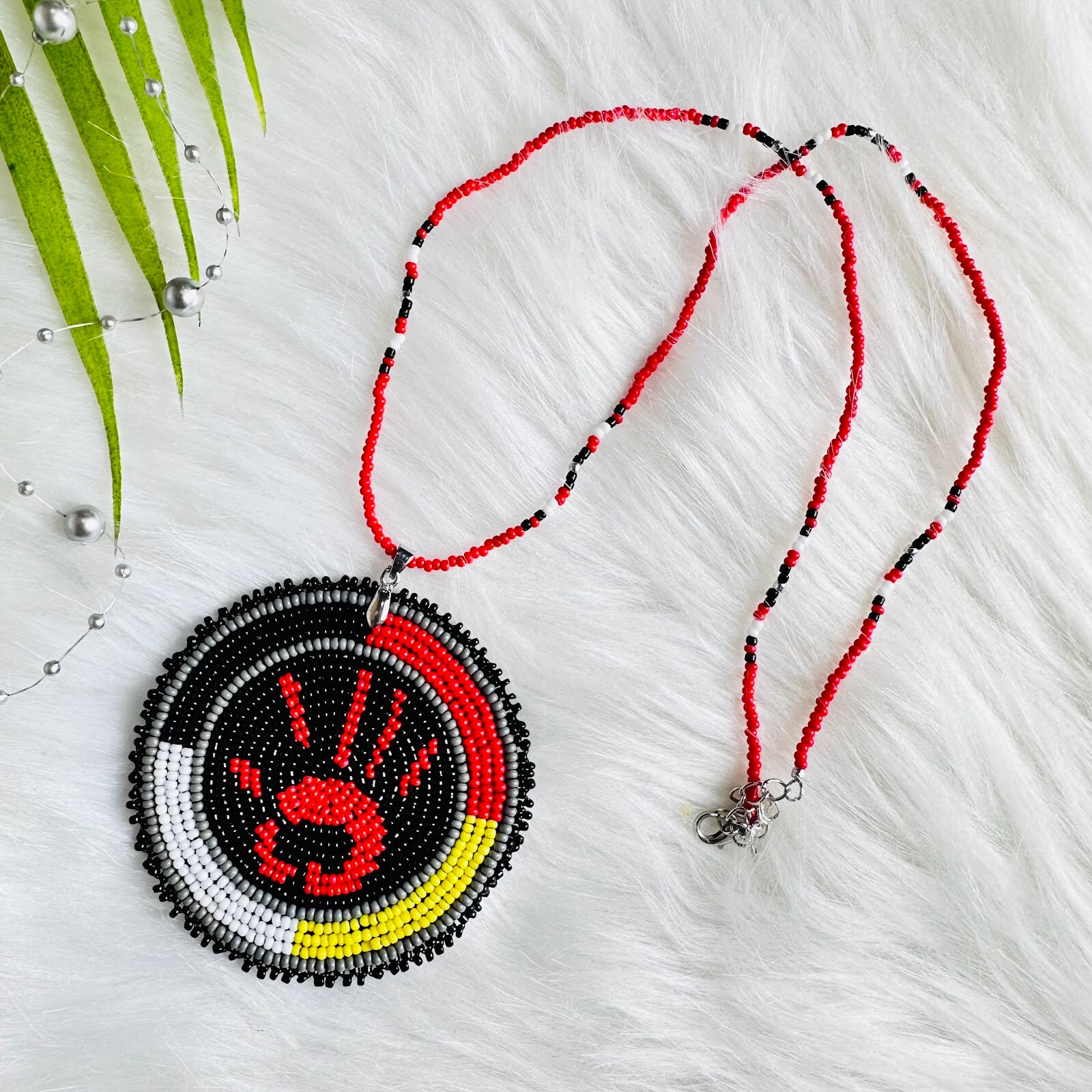 MMIW Handprint Handmade Beaded Patch, Indigenous Handmade Beaded ...