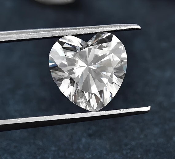 I heart moissanite store