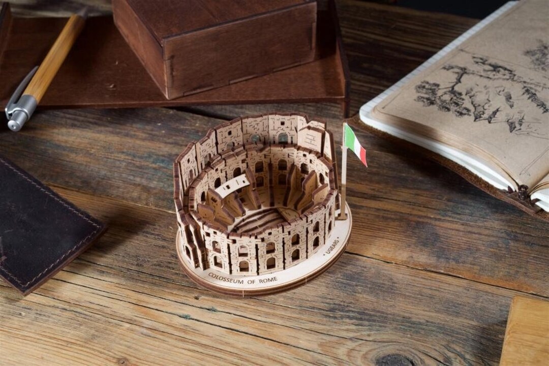 3D Model of the Roman Colosseum Detailed Architectural Replica of the ...