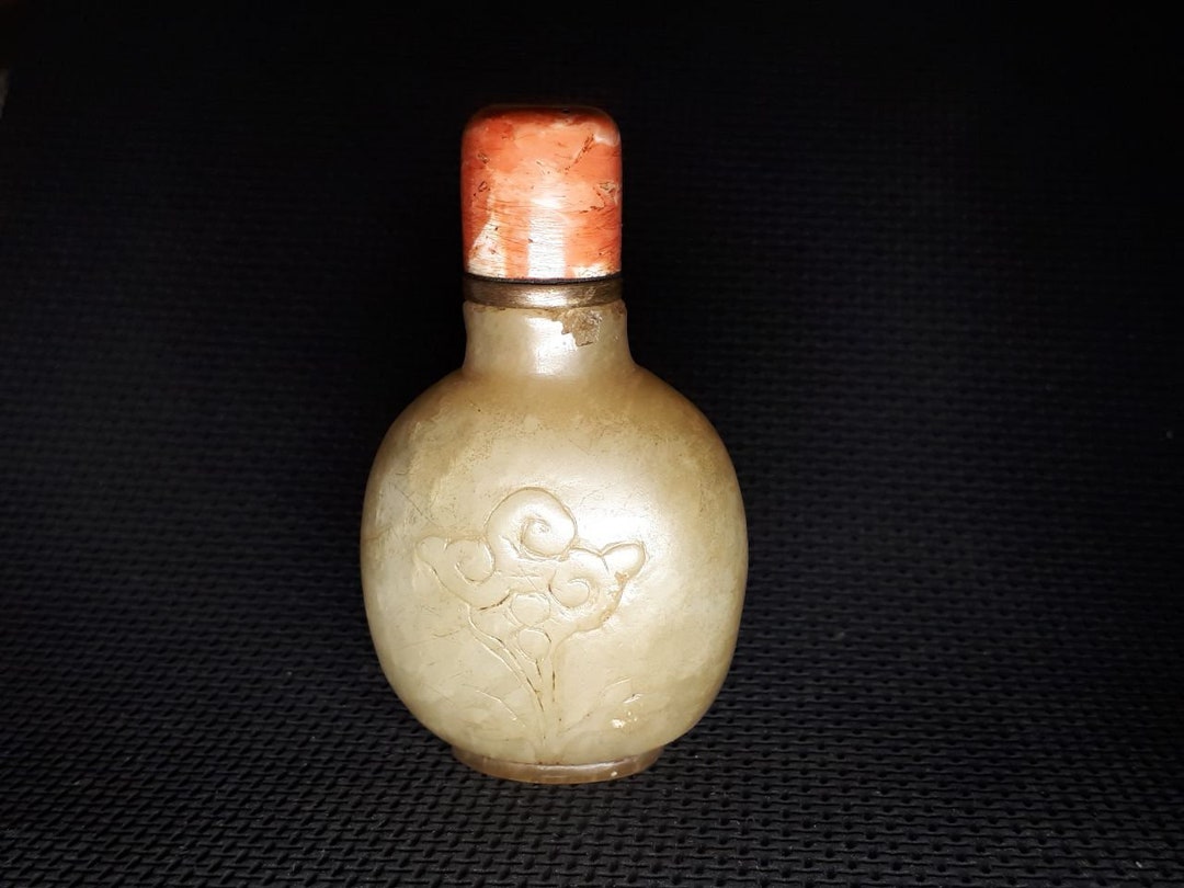 A Chalcedony Snuff Box From the Ancient Mongol Qing Dynasty - Etsy