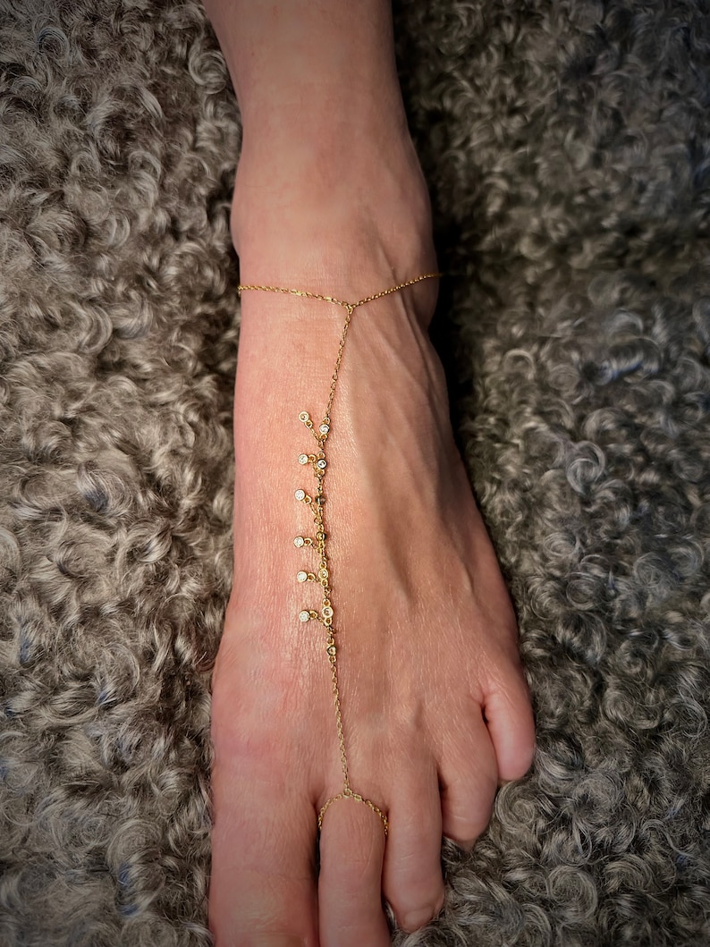 THE SHAKER Barefoot Gold Anklet - Etsy