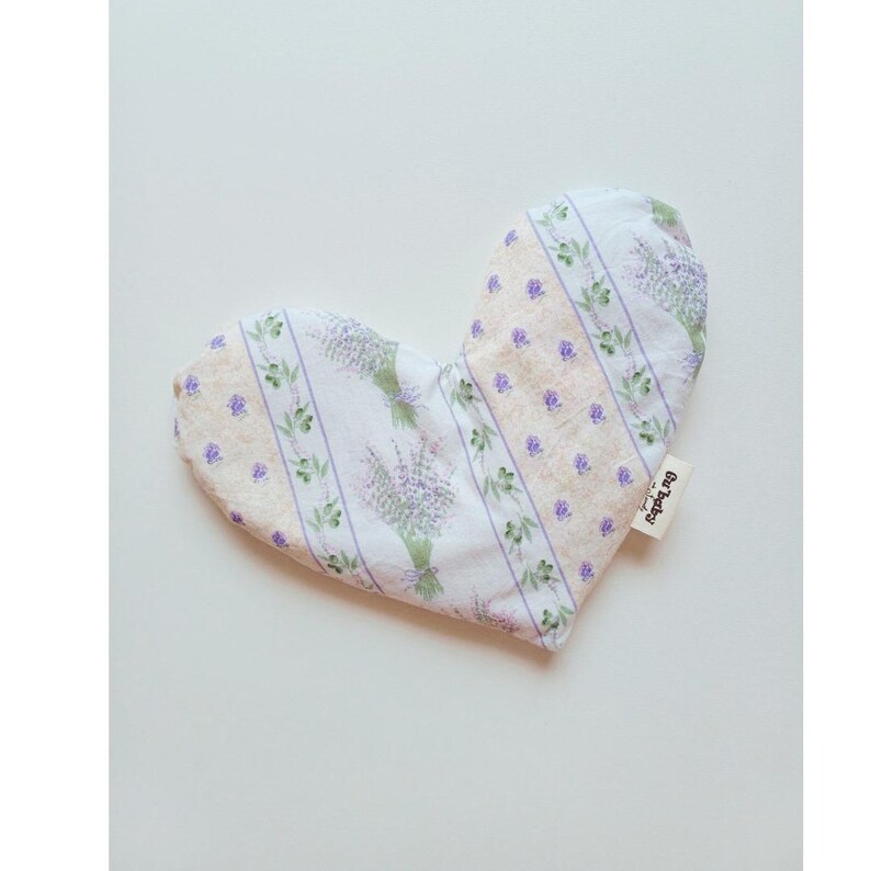 Relaxing Eye Pillows: A Touch of Comfort in Heart Shapes,yoga ...