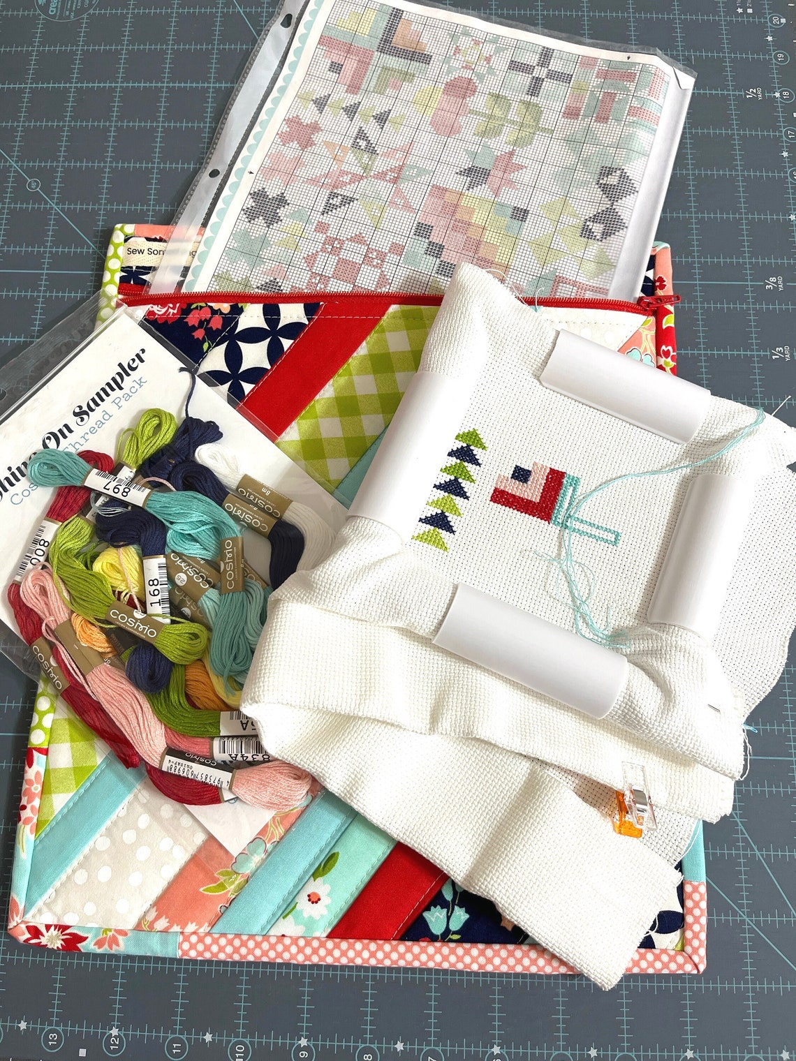 Cross Stitch Project Bag | Quilted Patchwork Zipper Bag for Travel, Project Organization Quilt ...