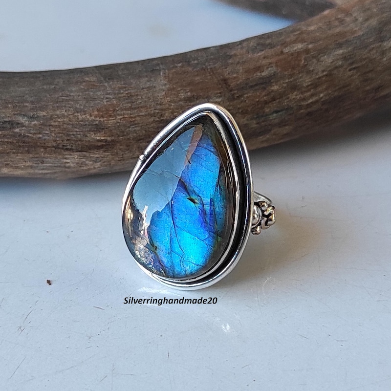 Laborite Ring Band - Etsy