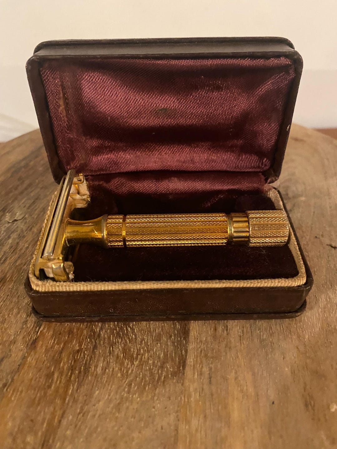 Vintage 1940s Gillette Aristocrat Gold TTO Double Edge Safety Razor in ...