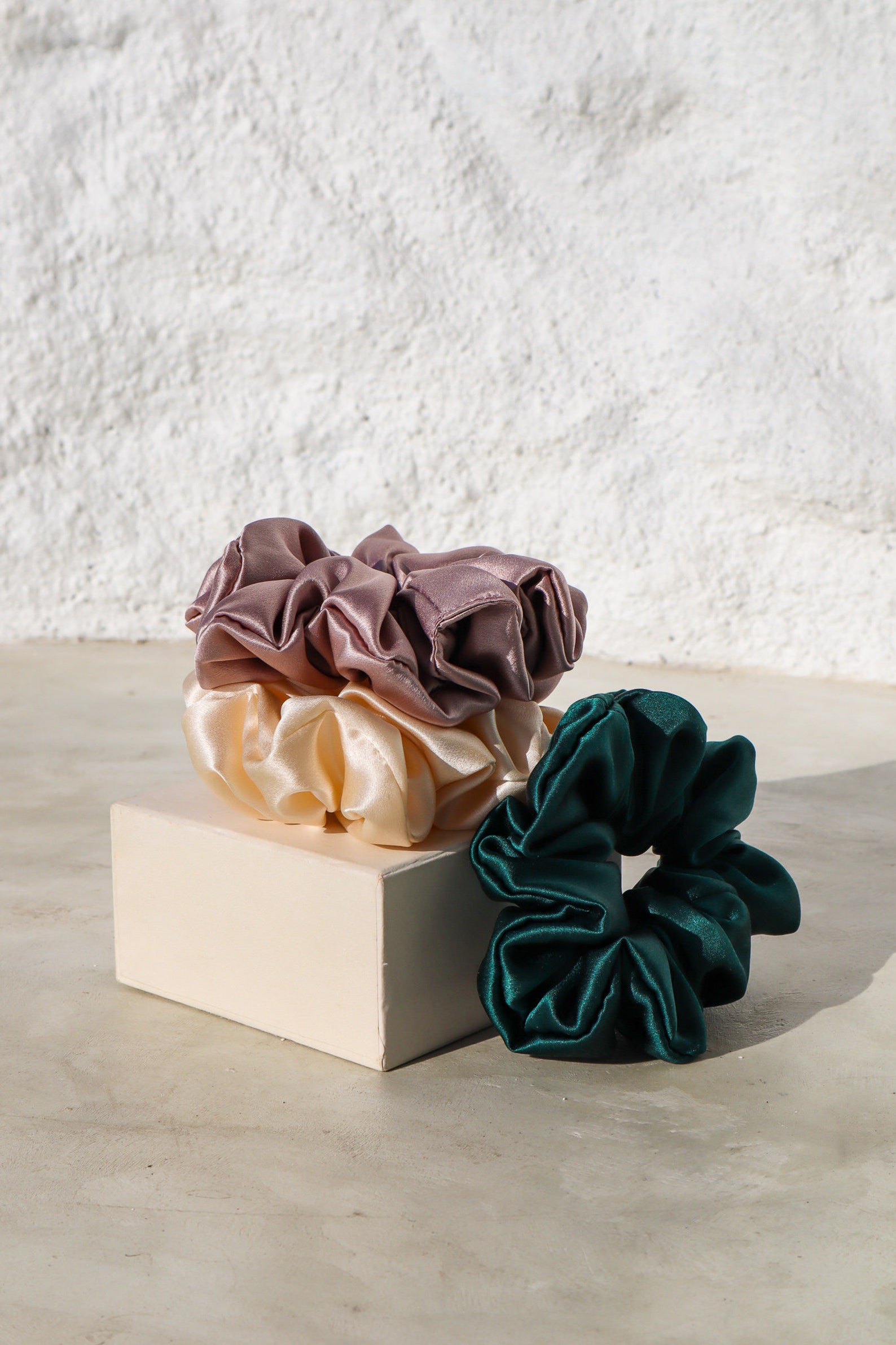 Luxury Mulberry Silk Scrunchies Set Hydrating & Gentle Hair - Etsy