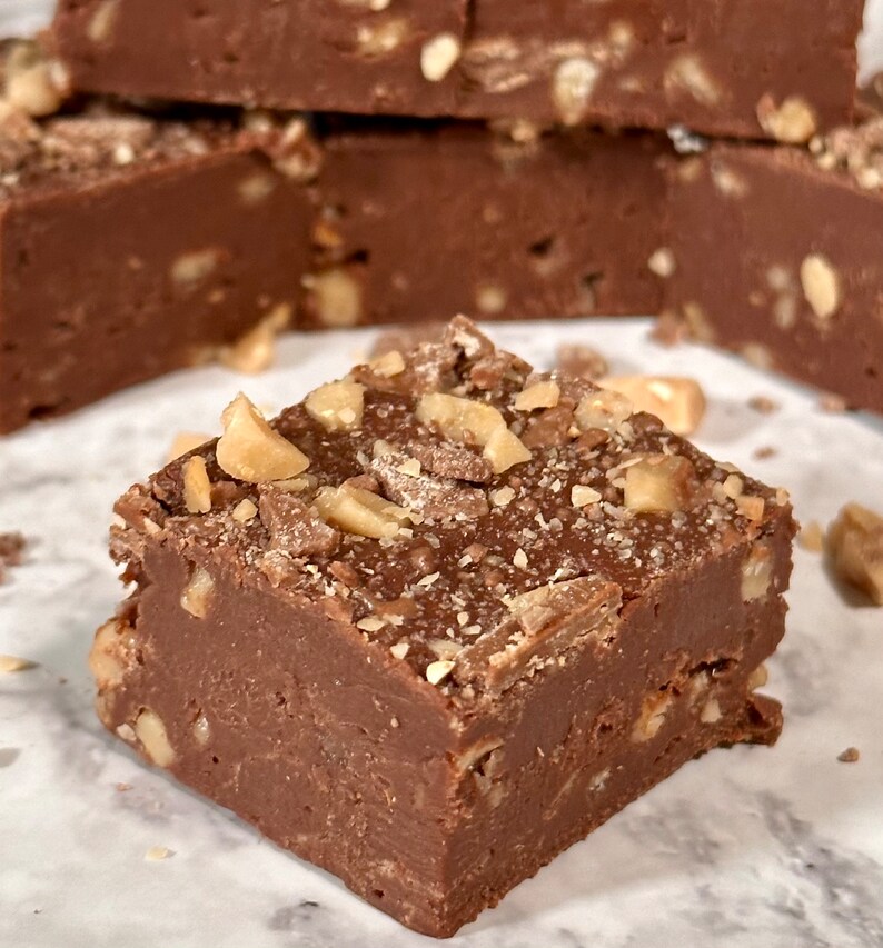 Fudge | Chocolate Toffee Fudge | Chocolate Fudge | Homemade Fudge | One ...