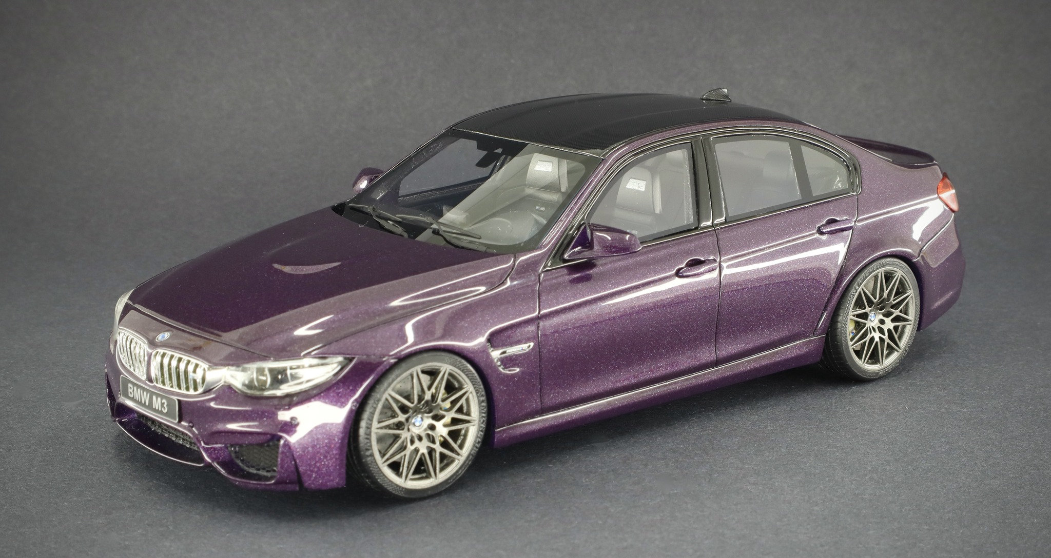 Kitbox/pzy 1/24 BMW (F80) M3 Daytona Violet Handmade Model Display Kit ...