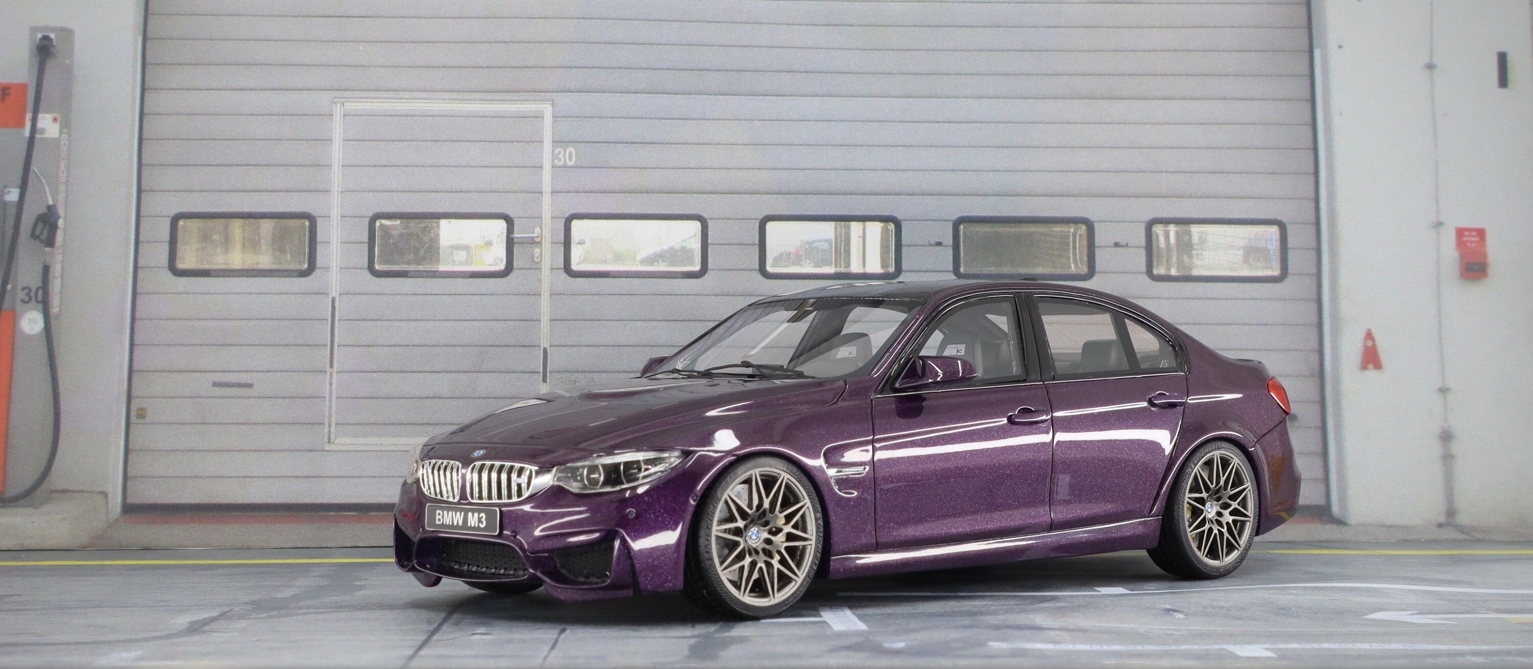 Kitbox/pzy 1/24 BMW F80 M3 Daytona Violet Handmade Model Display Kit - Etsy