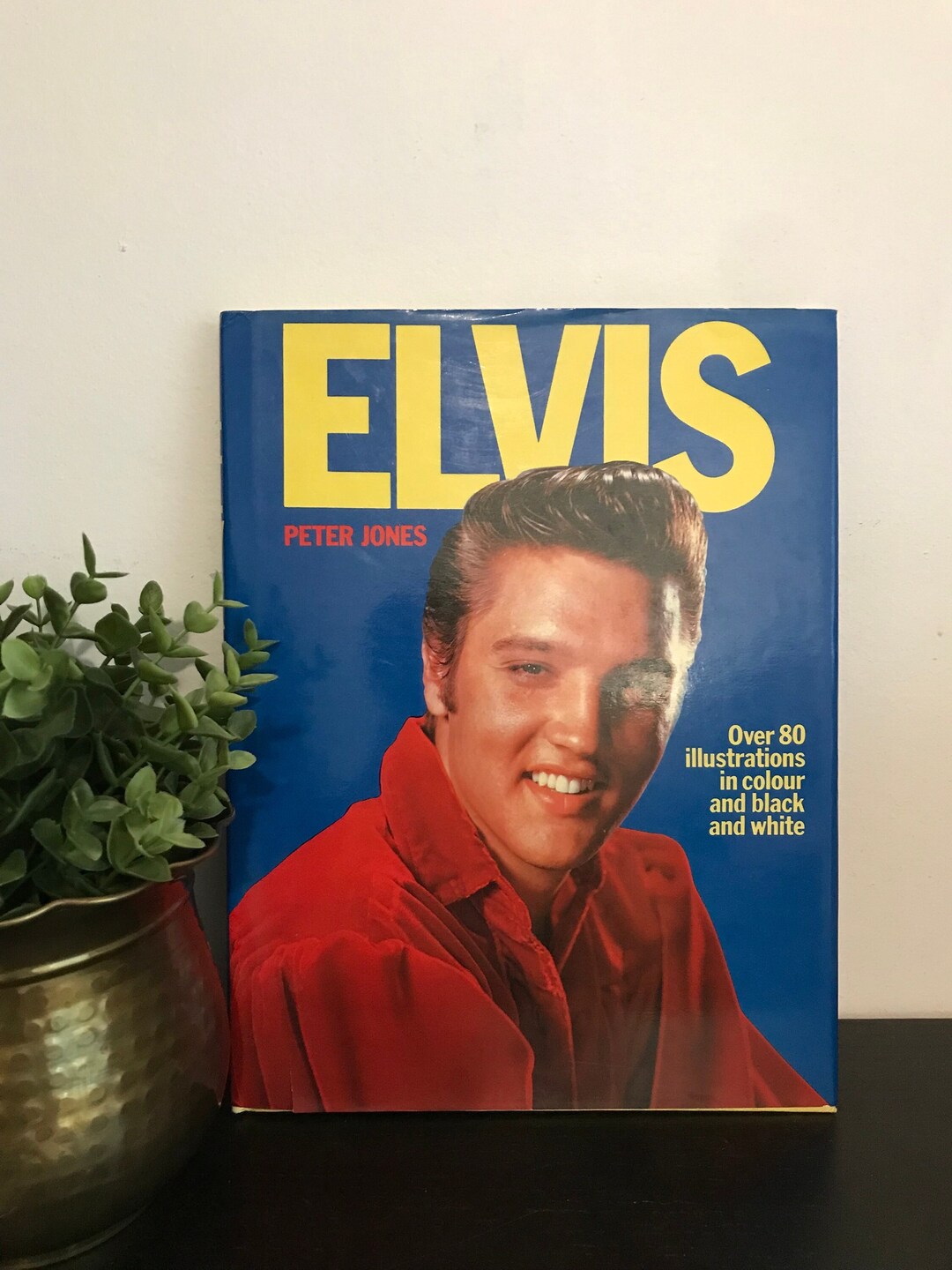 1976 Vintage Elvis by Peter Jones Over 80 Illustrations in Colour and ...