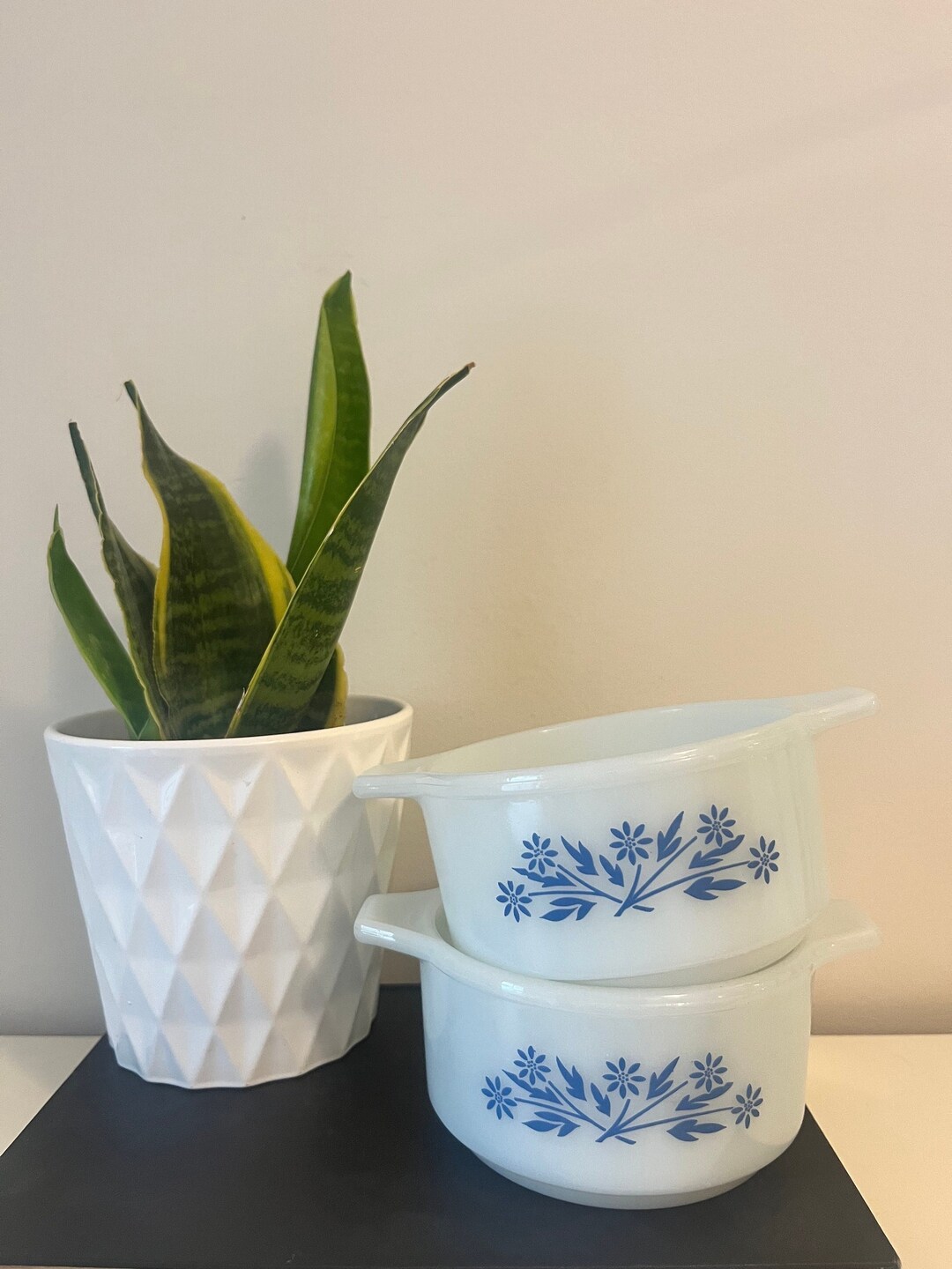 Pair of Vintage Dynaware Pyr-o-rey Milk Glass Mini Casserole Dishes ...