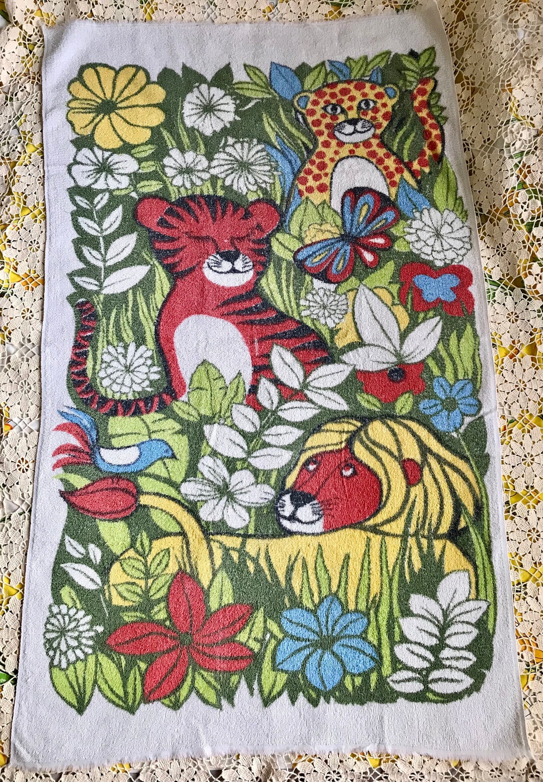 MCM Vintage Jungle Animals Beach Towel or for Fabric - Vibrant Coloured ...