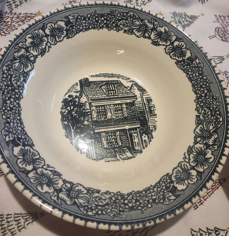 Royal China- Colonial Heritage - Etsy