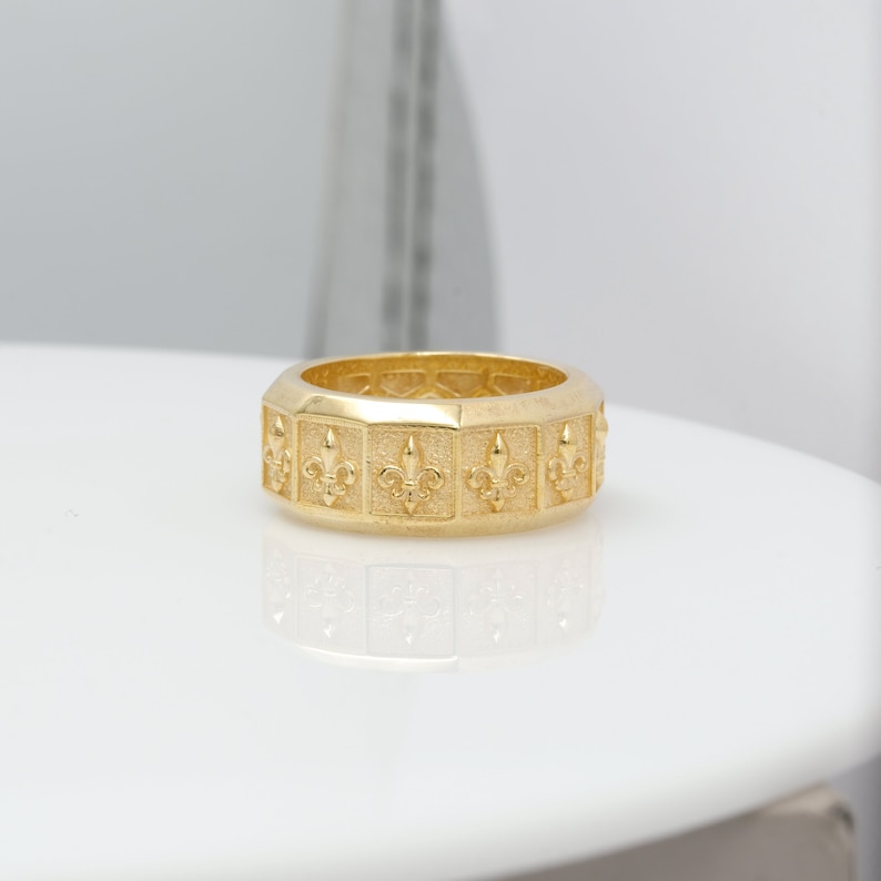 Gold Fleur De Lys Ring 14k Fleur De Lys Band Ring Solid Fleur De Lis ...