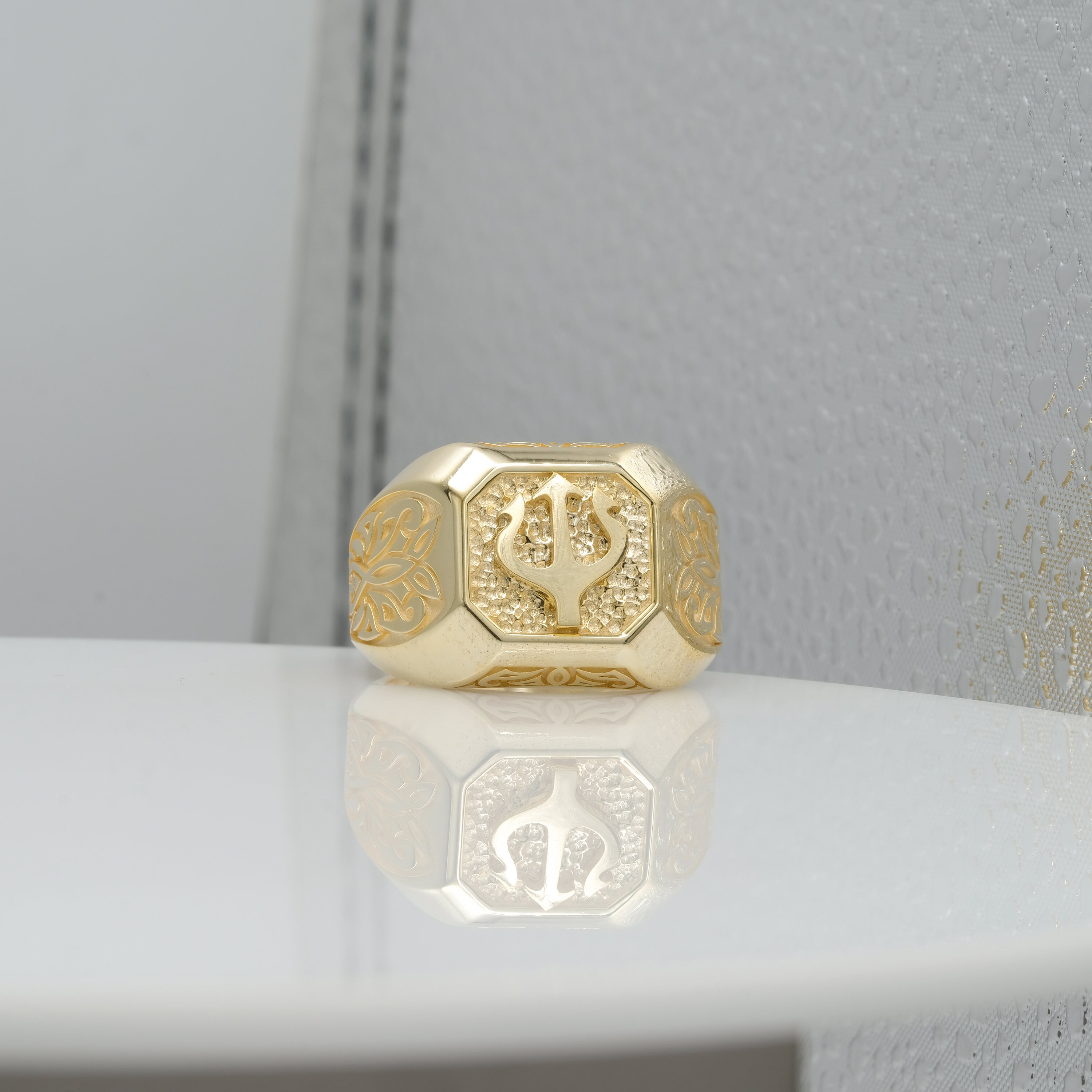 18k Gold Trident Ring 14k Trident Signet Ring Solid Trident Signet 14k ...