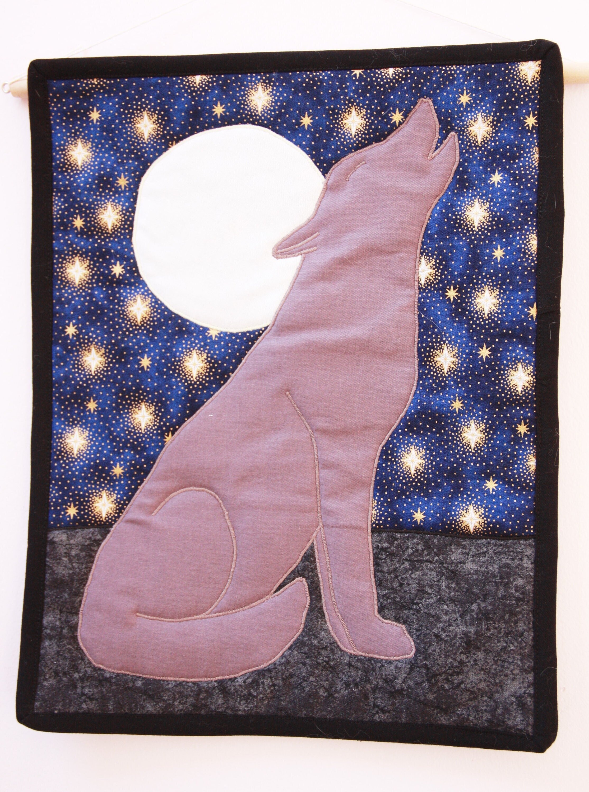 Wolf Animal Applique Quilted Wall Hanging - Etsy