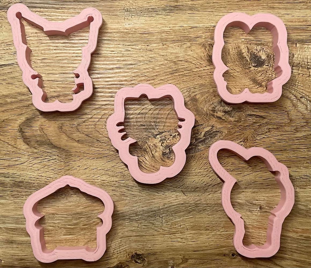HELLO KITTY Cookie Cutter Set: Hello Kitty, Keroppi, Pompompurin ...